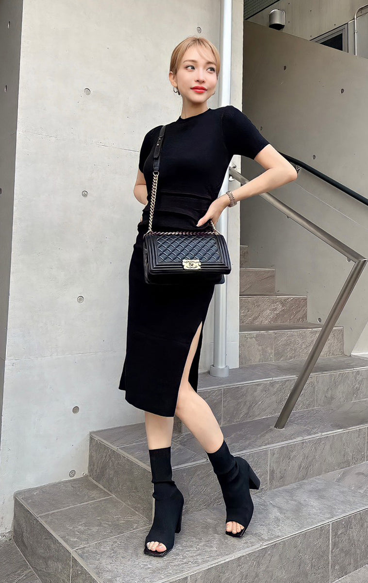 Slit middle onepiece/3color – MIRROR9